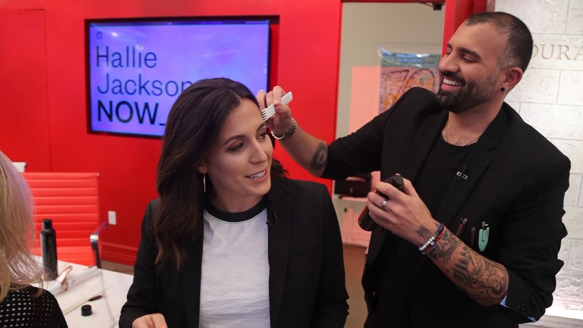 4 Hairstyles for TV News Anchors, Reporters