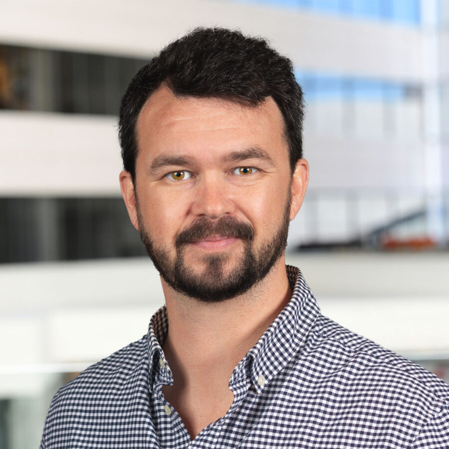 Improve Your Media Literacy. Think Like a Journalist!